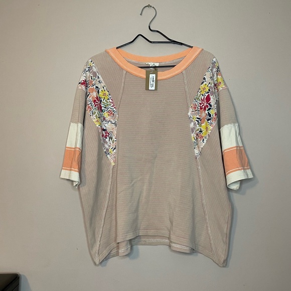 easel | Tops | Easel Nwt Tshirt Floral Multicolor Size Small Boho ...